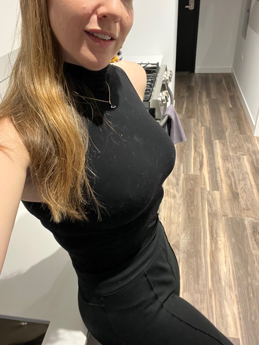 Lyla Malone • SD now, CHI 1/18-23 on Twitter: "Was the secret to being a hot girl just Wearing ...