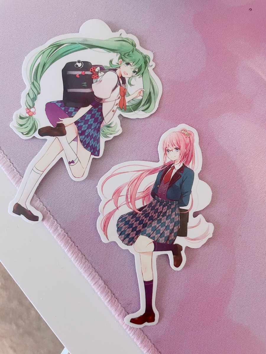 「i bought a huge pack of vocaloid sticker」|shari のイラスト