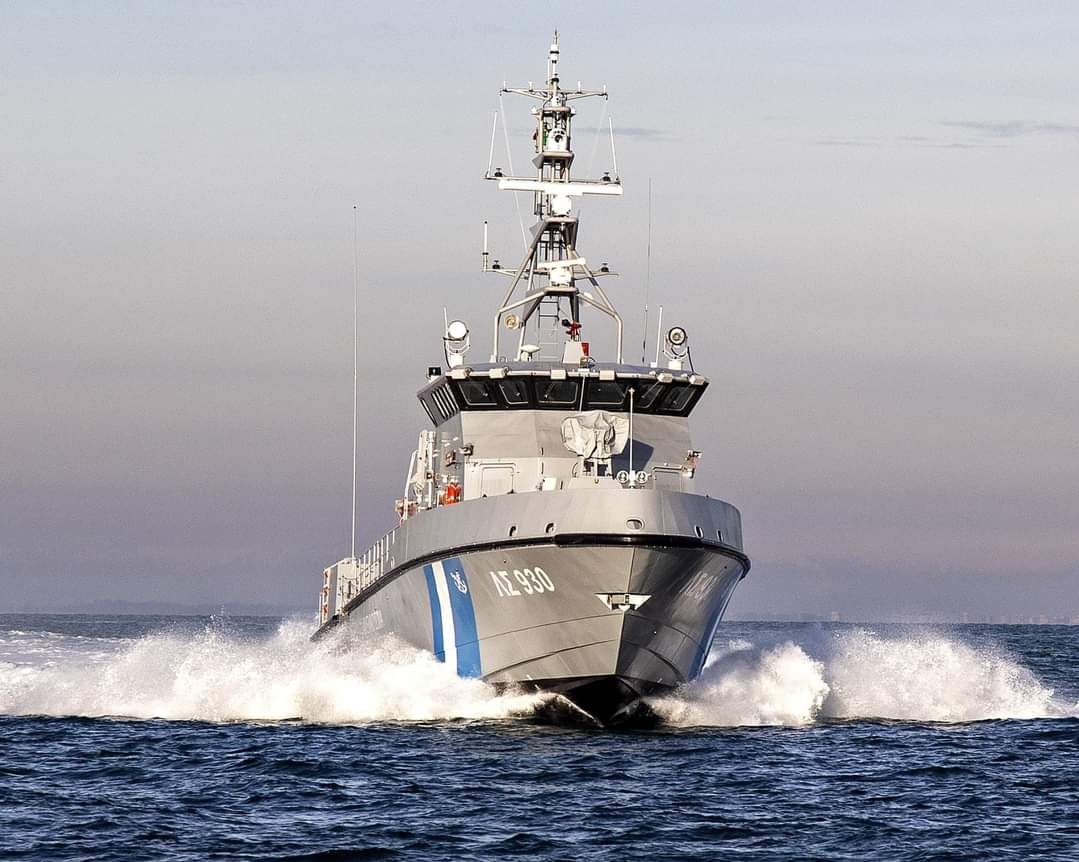 Naval Analyses on Twitter: