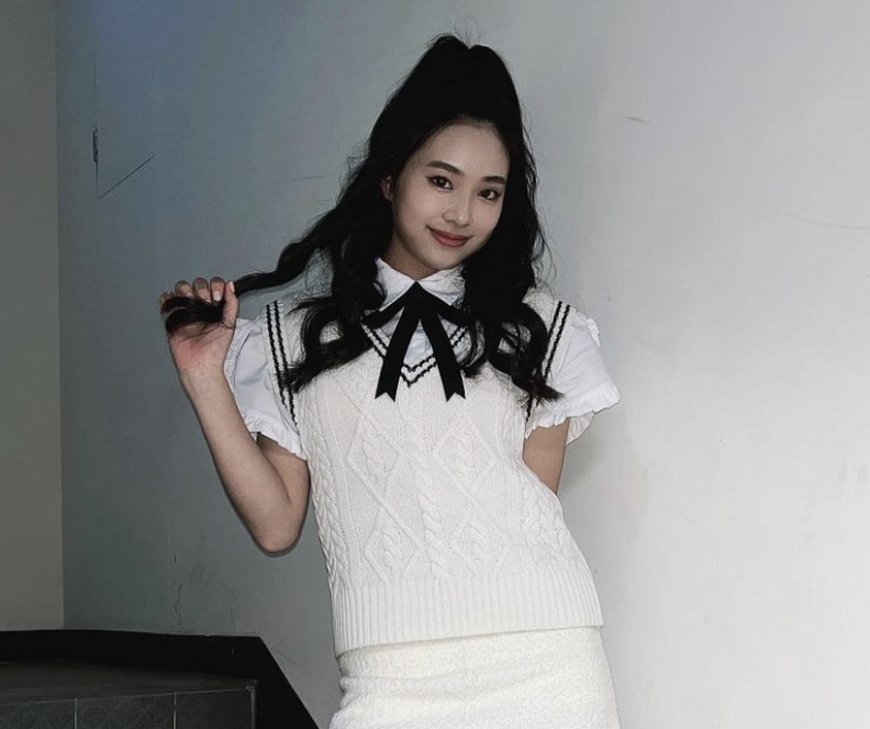 FOR NEXT GIRLZ on Twitter: "Nico NOTE: NICO IS 13 Instagram: https://instagram.com/_nico0712/"