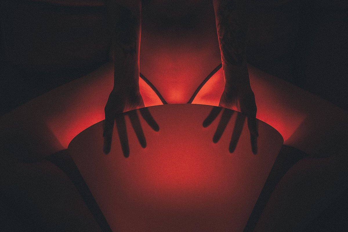 nylondrama on Twitter: "RT @agnesededonato: Devil's lamp by @nylondrama https://objkt.com/asset ...