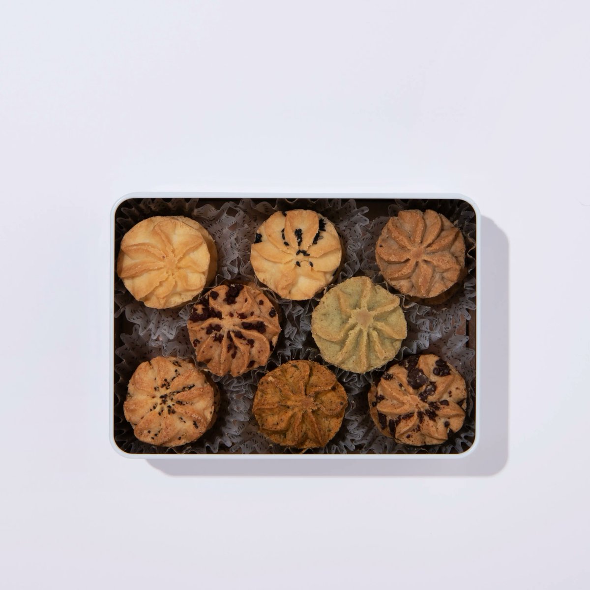 GINZA on Twitter: "【 #冬ギフト100 】〈パリヤ〉のバラエティクッキーズ「ザクホロした食感でありつつ、スッと軽く消える口溶け。個性的な味を纏わせたサレクッキー詰め合わせ ...