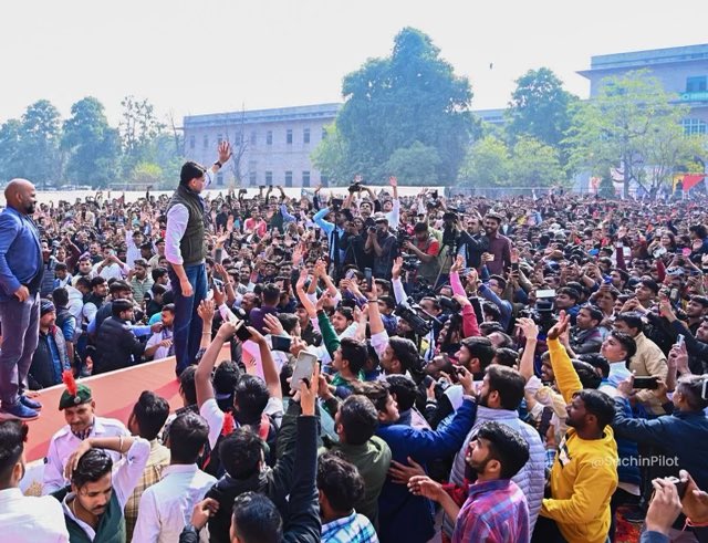 Acharya Pramod on Twitter: "सूर्योदय सुनिश्चित."