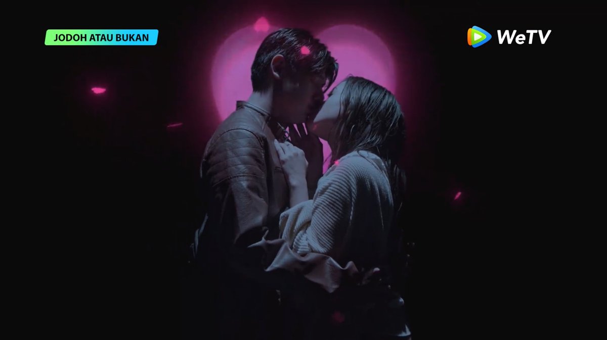 WeTV Malaysia on Twitter: "Is kissing hallucination or real?! 🤣😍 🌟 EP3B｜Watch now on #WeTV # ...