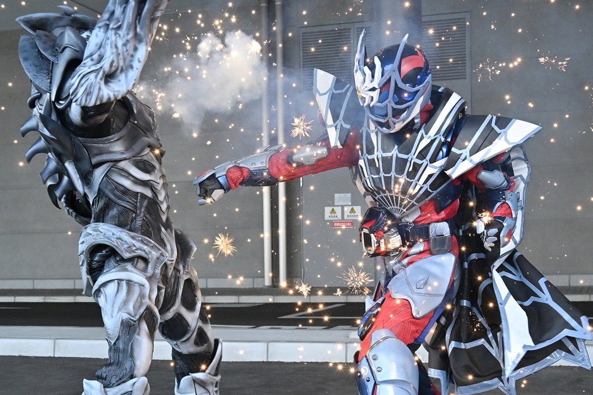 💮Kiyomi Hoshi💮 『YokaiLive』 on Twitter: "Kamen Rider Live & Evil Mega Bat Form Kamen Rider Demons ...