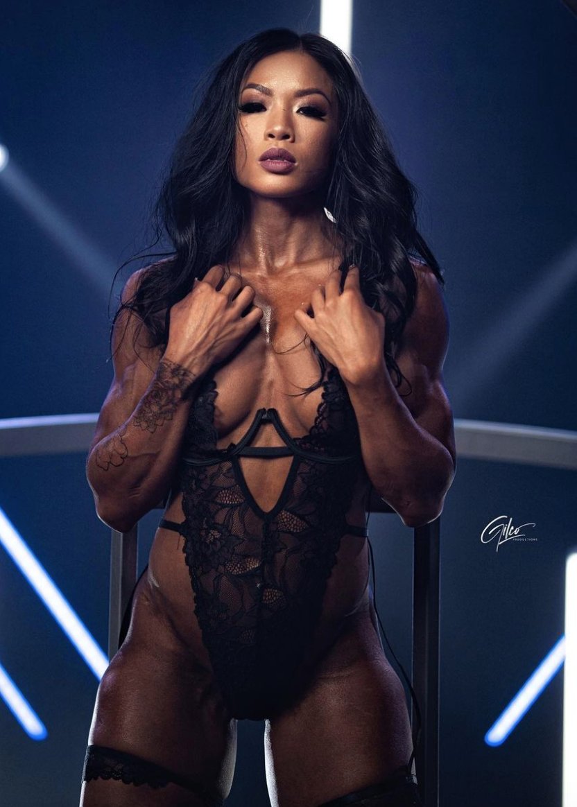 Female Muscle Fan💪 on Twitter: "Angela Pham"