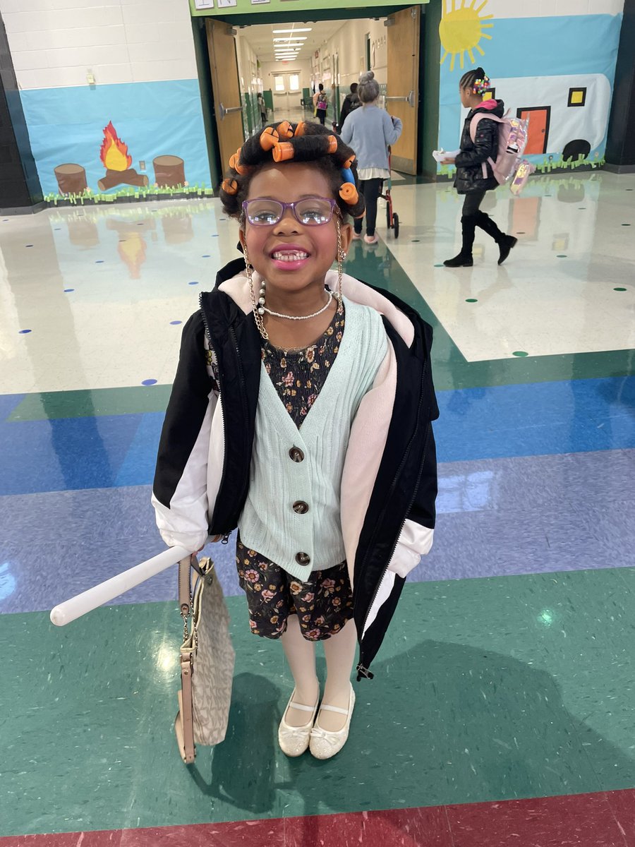 Overpark Elementary School On Twitter Happy 100th Day Of School