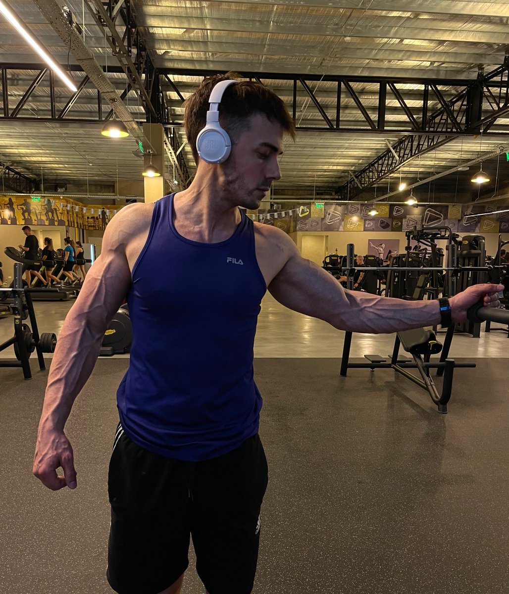 Nico on Twitter: "Team sangre, ustedes