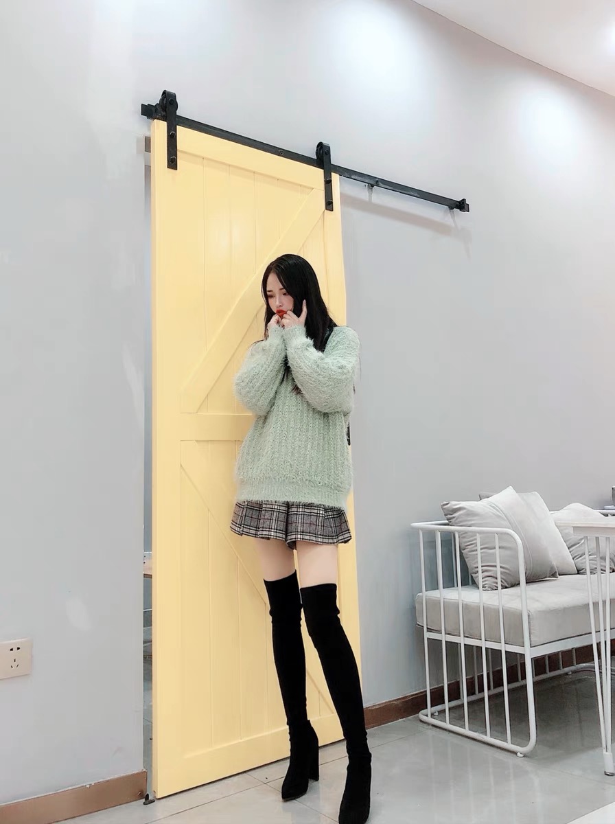 Beauty China On Twitter 左②詳情展開介紹 帝都 魔都 御姐 Ol 女神 颜控 美腿 自拍 过膝靴 长靴 马靴 马丁靴 短靴 靴控 恋靴