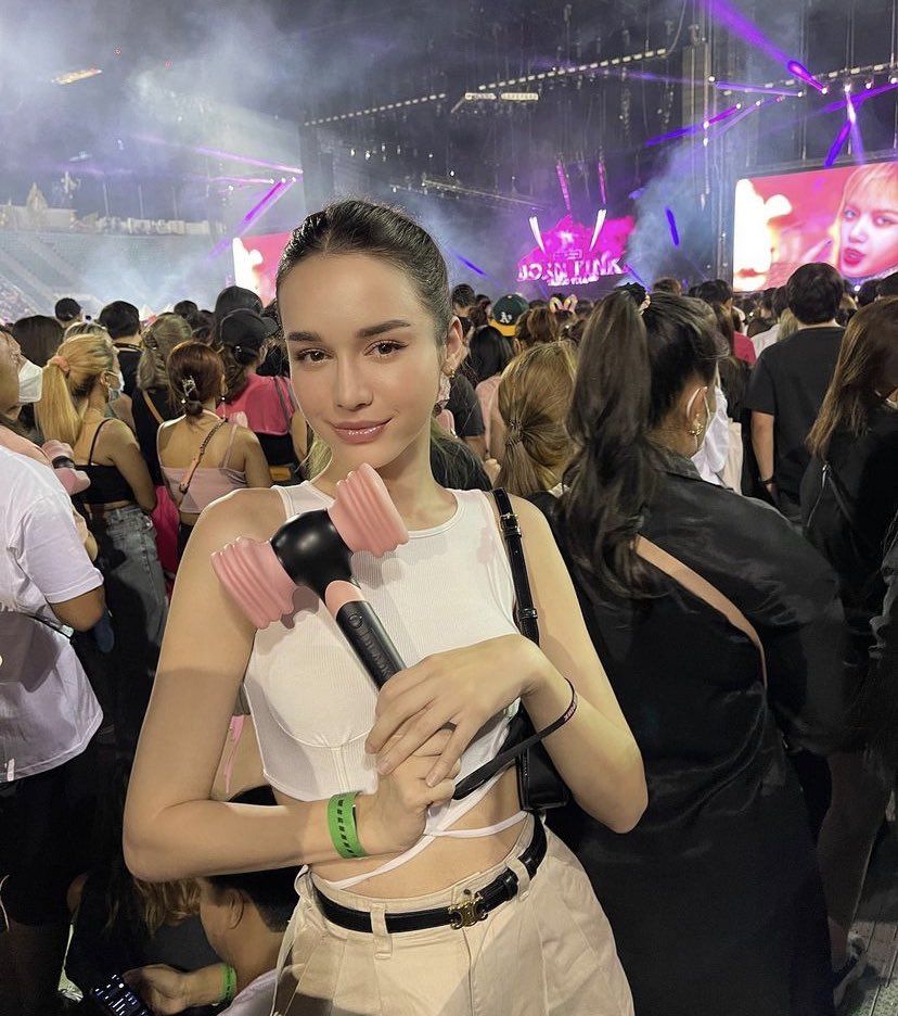 Beauty Hunter on Twitter: "#BHPoPs #BLACKPINK_WORLDTOUR https://t.co/sJs0PEtRwb" / Twitter