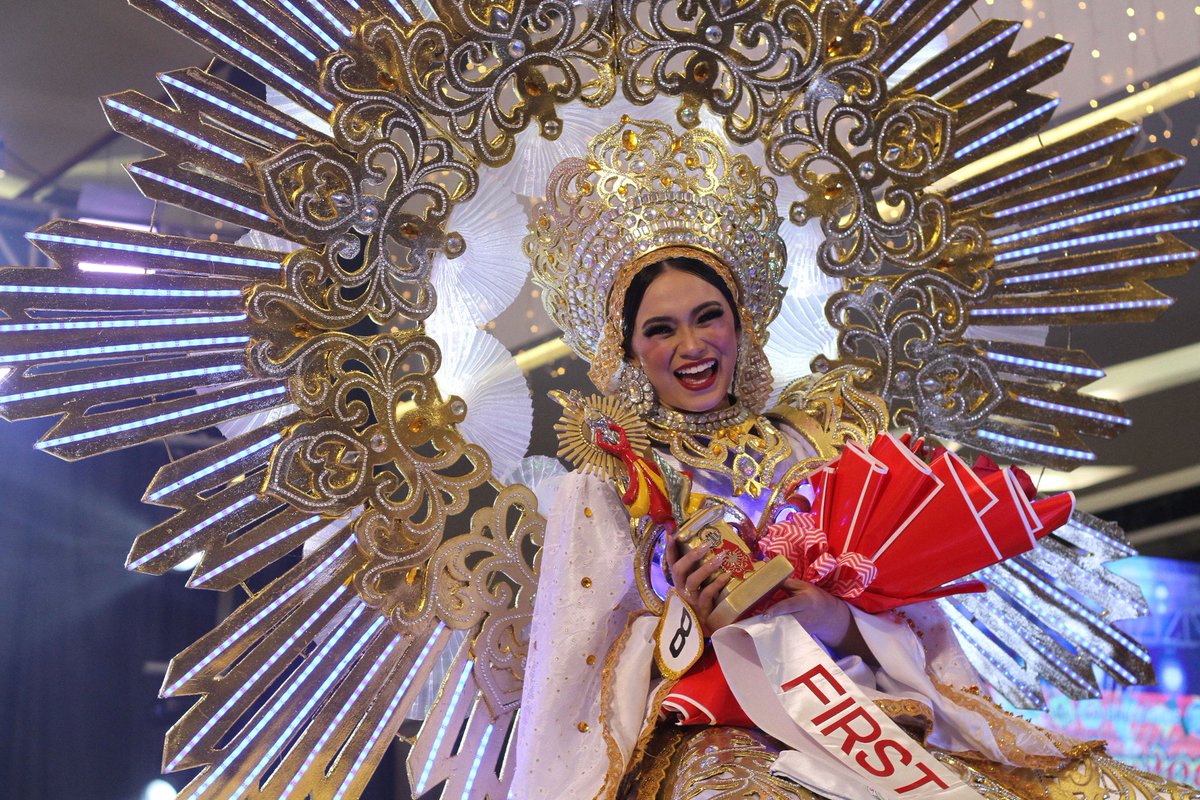 The winner of Sinulog Festival Queen 2023 runway competition is Kiara ...