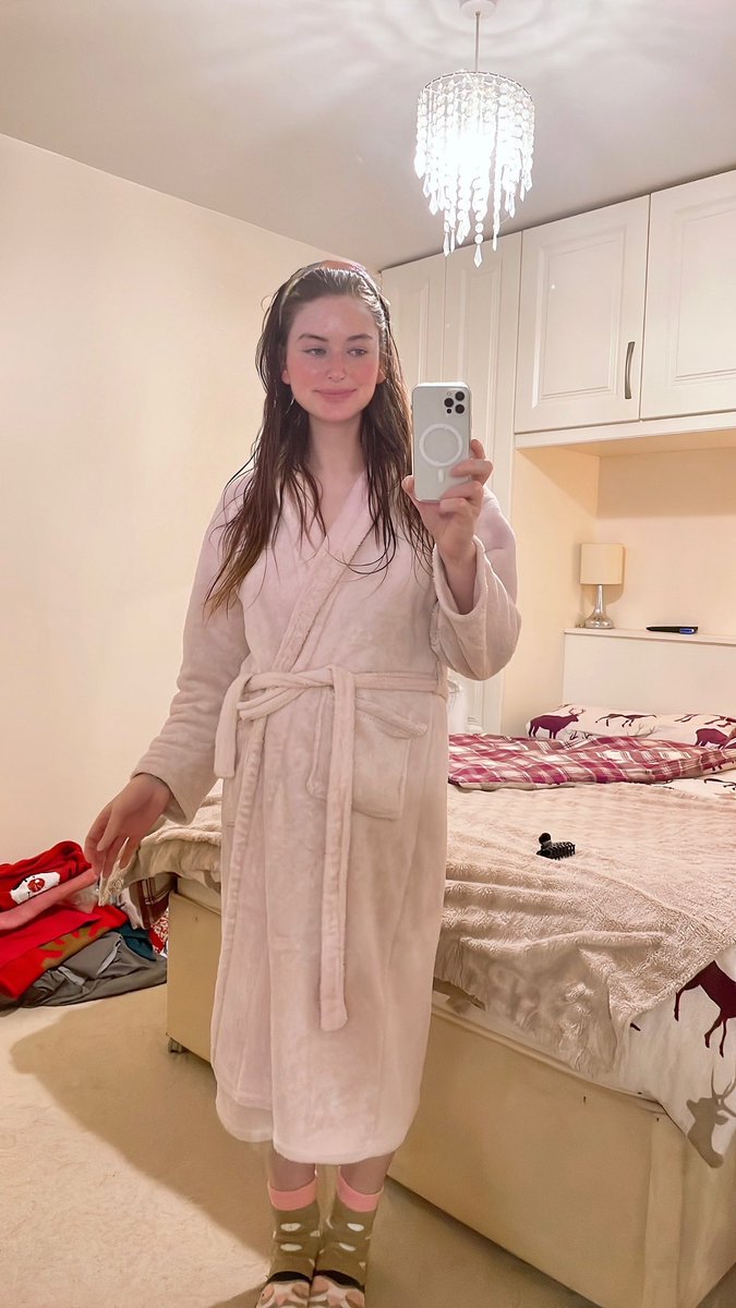 Miss Penny May On Twitter Wet Hair No Makeup οΈπ°π