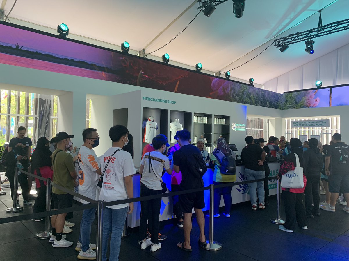 PETRONAS Shop on Twitter: "Inside booth queue Outside booth queue"