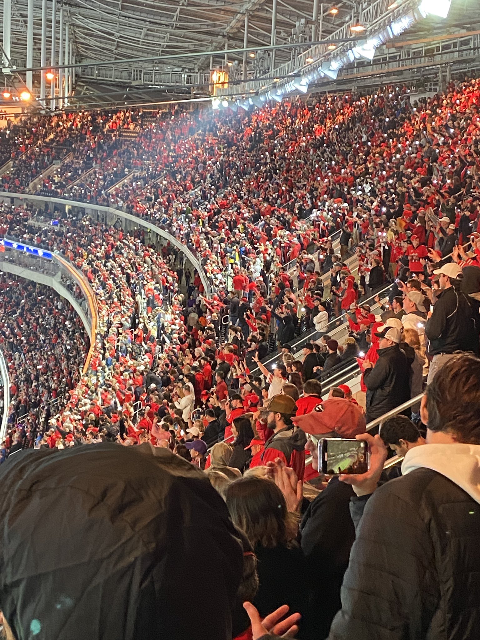 Elaine Reyes (@ElaineReyesTV) / Twitter