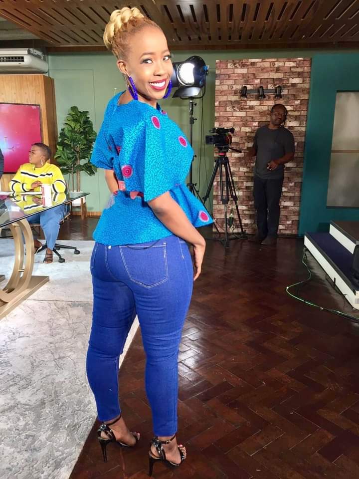 With or without makeup.....still Ntsiki Mazwai ️still powerful ️still ...