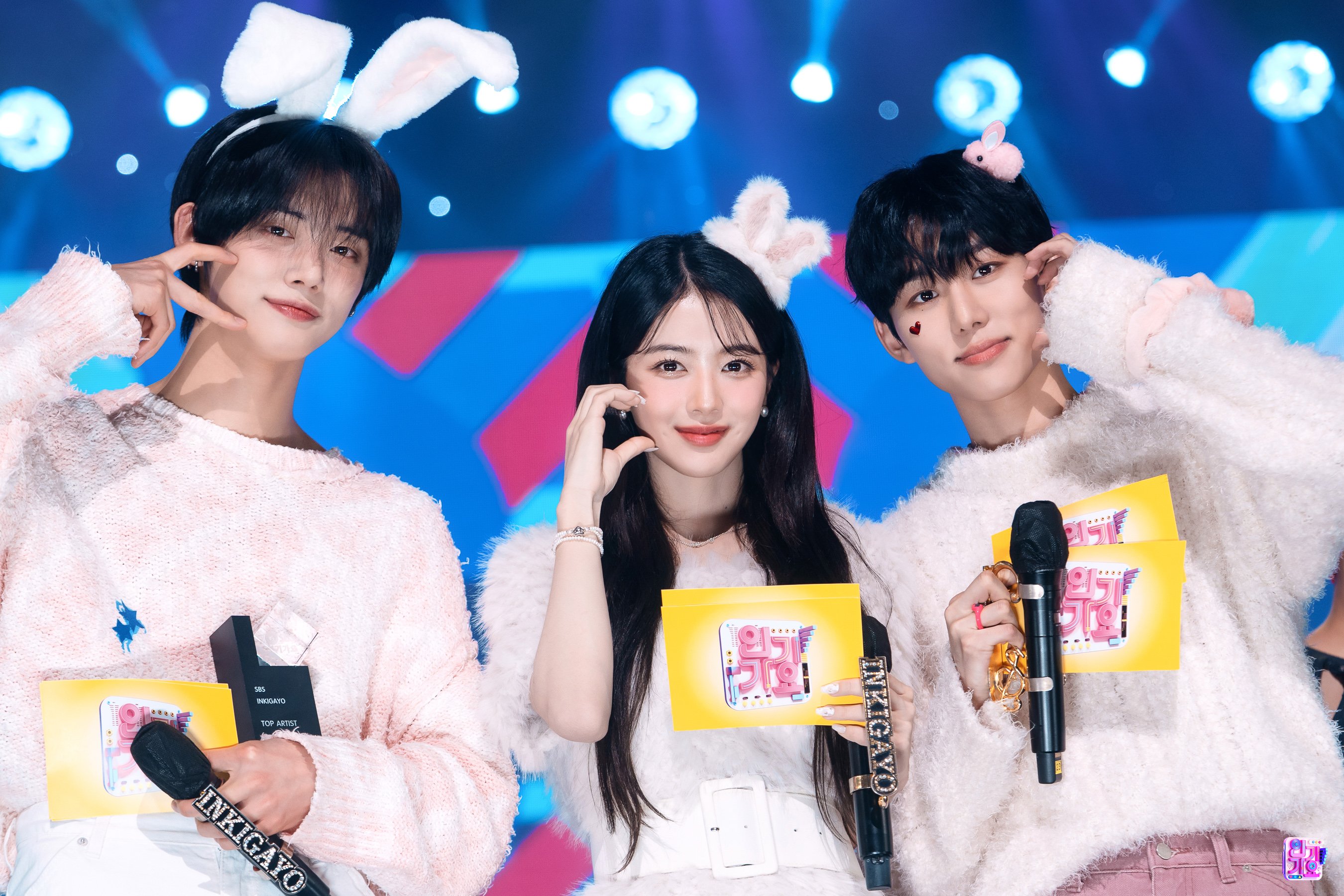 TXT INTERNATIONAL on Twitter: "(SBS INKIGAYO) BEHIND THE SCENES PHOTO SKETCH — #YEONJUN (14 ...