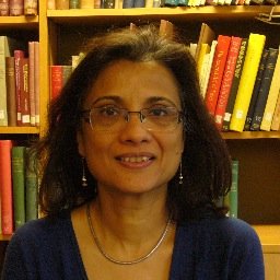 Sudeshna Guha includes in this book a Mughal knife that is made from a ...