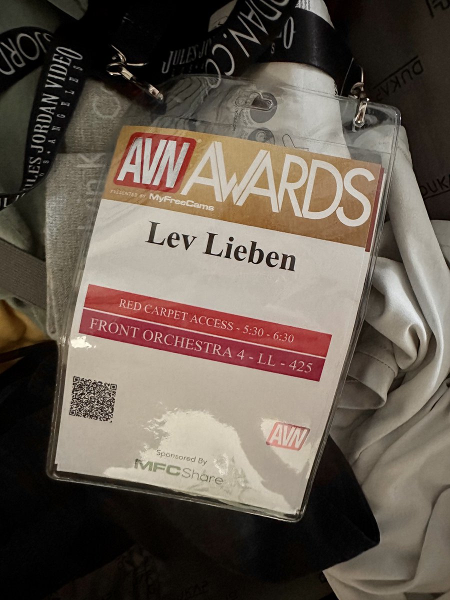 Lev Lieben on Twitter: "Last few odds and ends from AVN time to just be horny on the internet again"