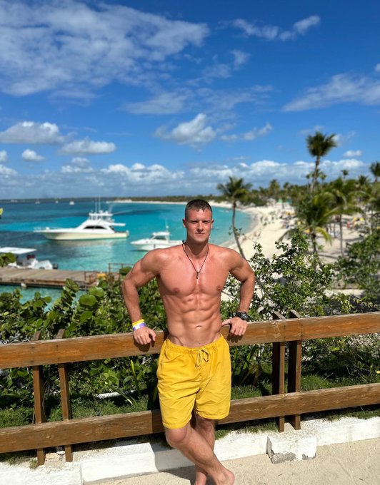 TW Pornstars - Derek Raser. Pictures and videos from Twitter. Page 2