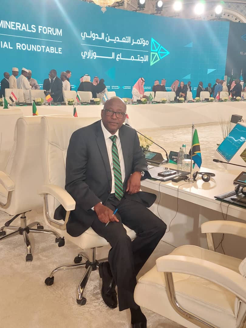 📍Riyadh, Saudi Arabia Naibu Waziri wa Madini Dkt. Steven Kiruswa ...