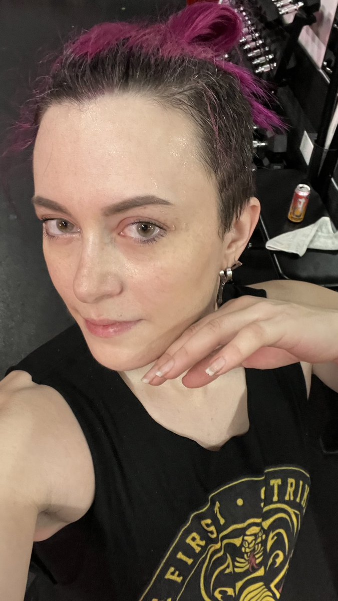 They Them On Twitter Rt Clairemax Theres No Sweat Like Leg Day Sweat