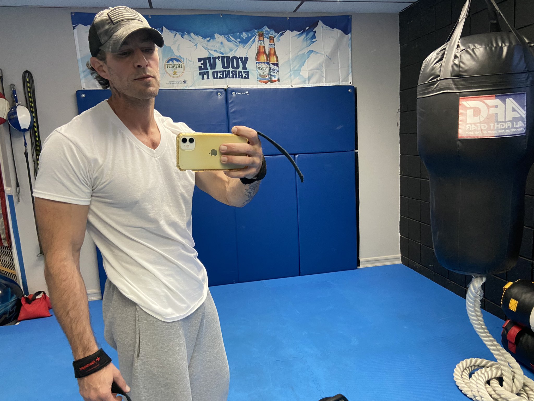 Cody Cummings on Twitter: "It’s been too many days off. Fresh start. https://t.co/U0lUv1LbnR ...