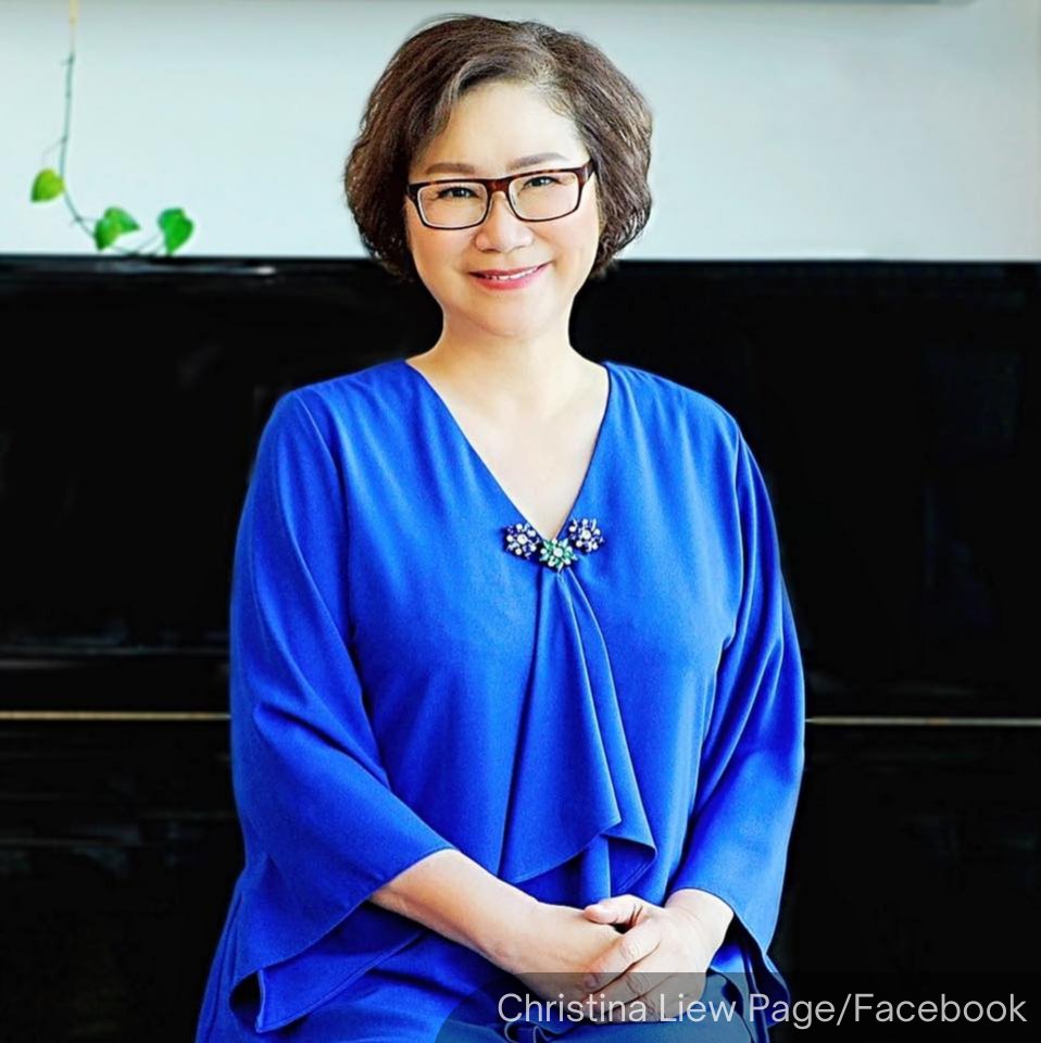 1. Three Sabah assemblymen have been sworn in as members of CM Hajiji ...