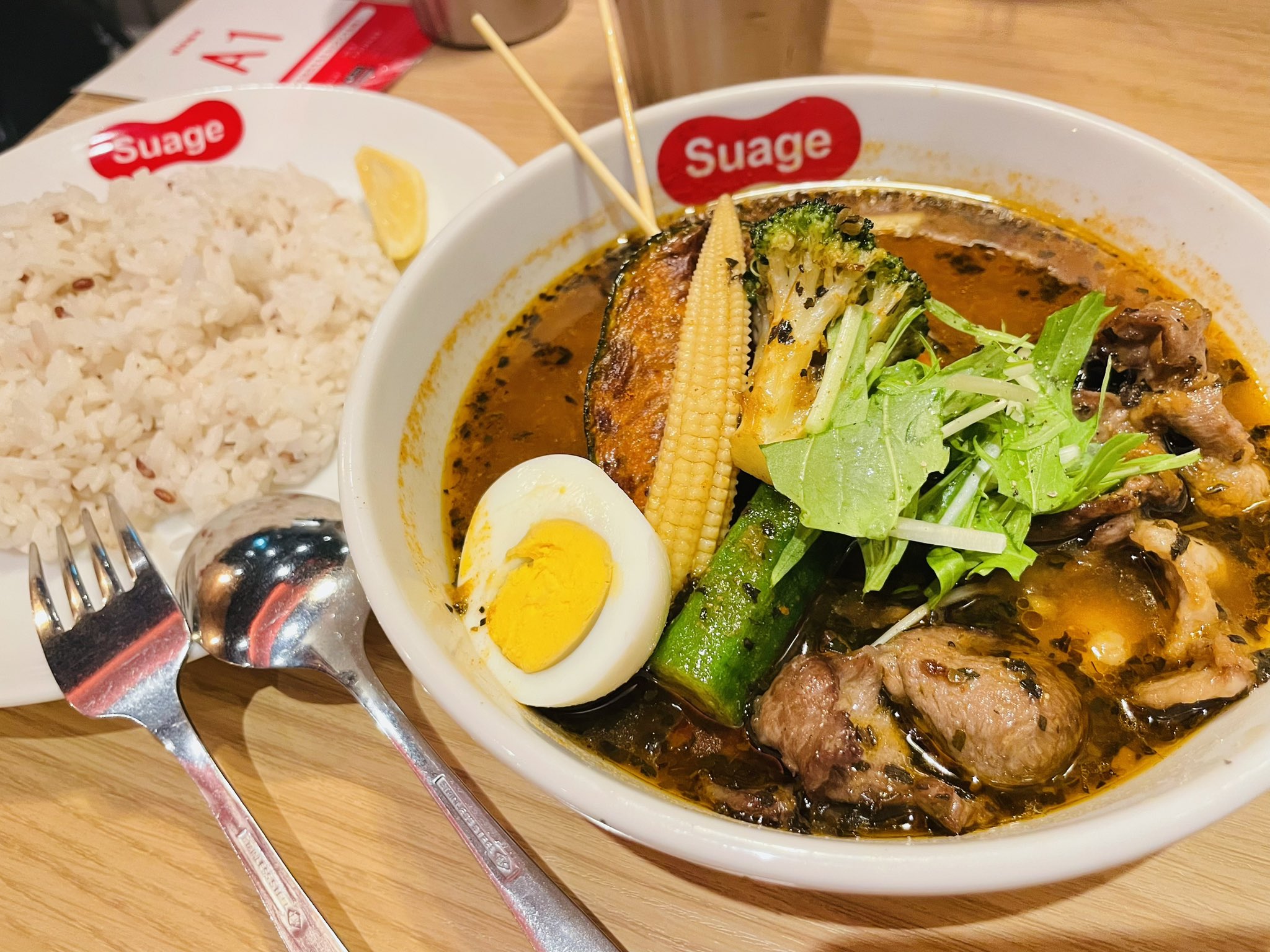 ReviCo【公式】 on Twitter: "-` ̗もうそろ定時 ̖ ´- お昼はレビまるを誘ってスープカレー食べてきた(っ 🕶 c) #有言実行←ただの巻き込み 心做しか内蔵がポカポカし ...