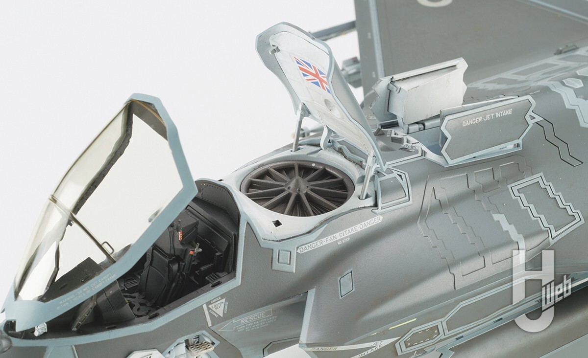 タミヤ スケールモデル on Twitter: "RT @Hobby_JAPAN_Web: モールド濃いめのイタレリ製 「F-35BライトニングⅡ」を製作！ 1/48スケール ロッキード ...