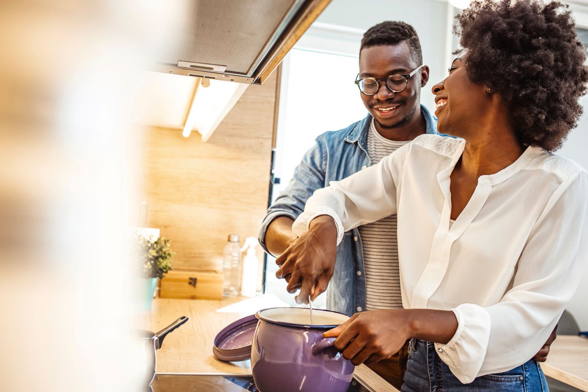 Daily Sun on Twitter: "Five places you’re most likely to meet your soulmate! https://bit.ly ...