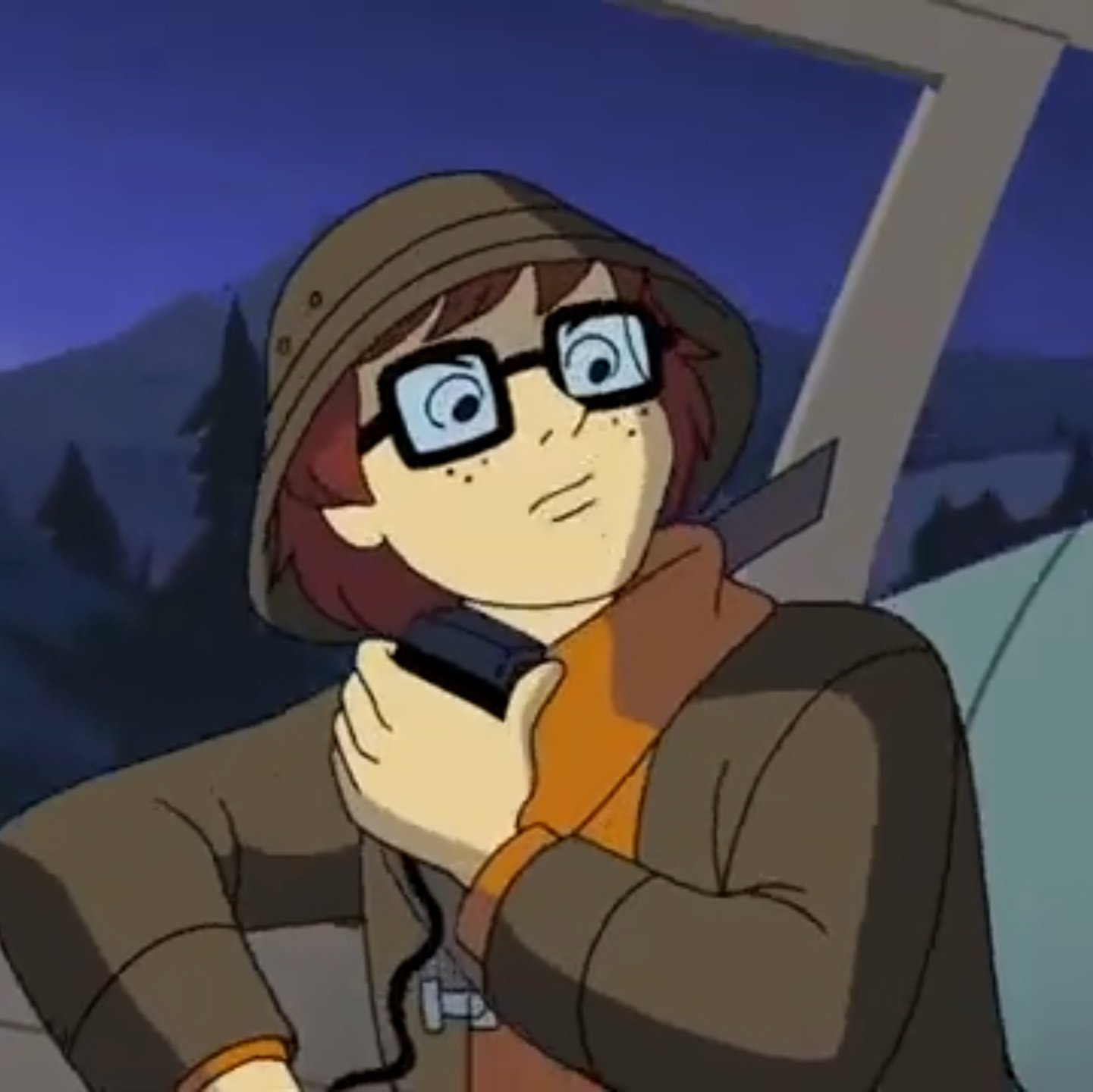 Mia Moore on Twitter: "Stop shipping Velma and Daphne. Start shipping ...