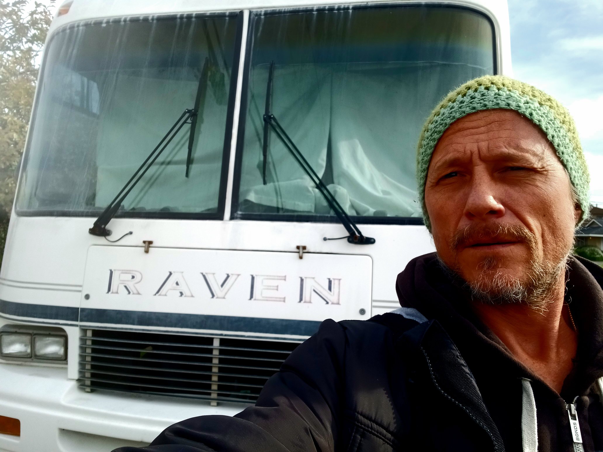 Corin Nemec on Twitter: "The Raven never speaks. https://t.co/eM2GCddaT3" / Twitter