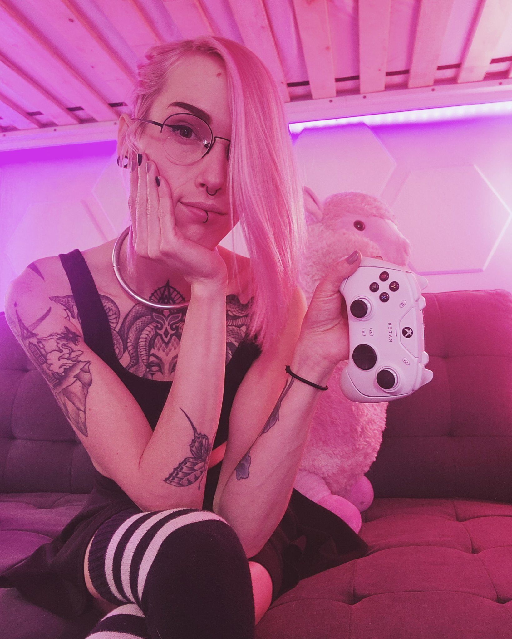 𝘔𝘪𝘴𝘴𝕽𝖊𝖉𝘓𝘪𝘯𝘦 on Twitter: "Hey I'm playing Rocket League Come hang out :> https://t.co/q7DBgSrmkp ...