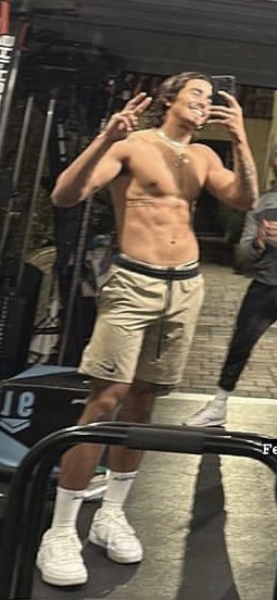Harrisons Whore On Twitter I Wanna Be Michaels Work Out Partner