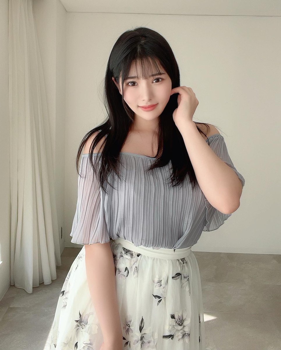 「清楚そうに見えて実は…」な、櫻茉日ちゃん💕最高のギャップ萌え😍 #まひるん #まひちゃん #櫻茉日 @mahiru_all @mahirun ...