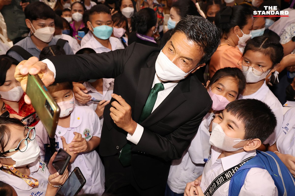 THE STANDARD on Twitter: "https://thestandard.co/chadchart-office-childrens-day/… ภาพ: ฐานิส สุดโต"