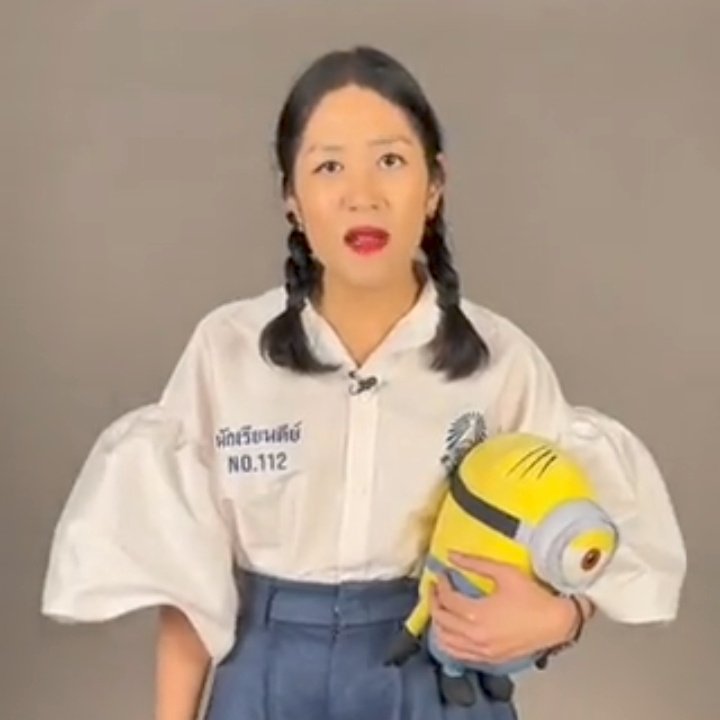 Jenpasit@mastodon.in.th ,/ on Twitter: "RT @Thipeyanova: เวนส์เดย์พรรณิการ์มาแล้วค่า"