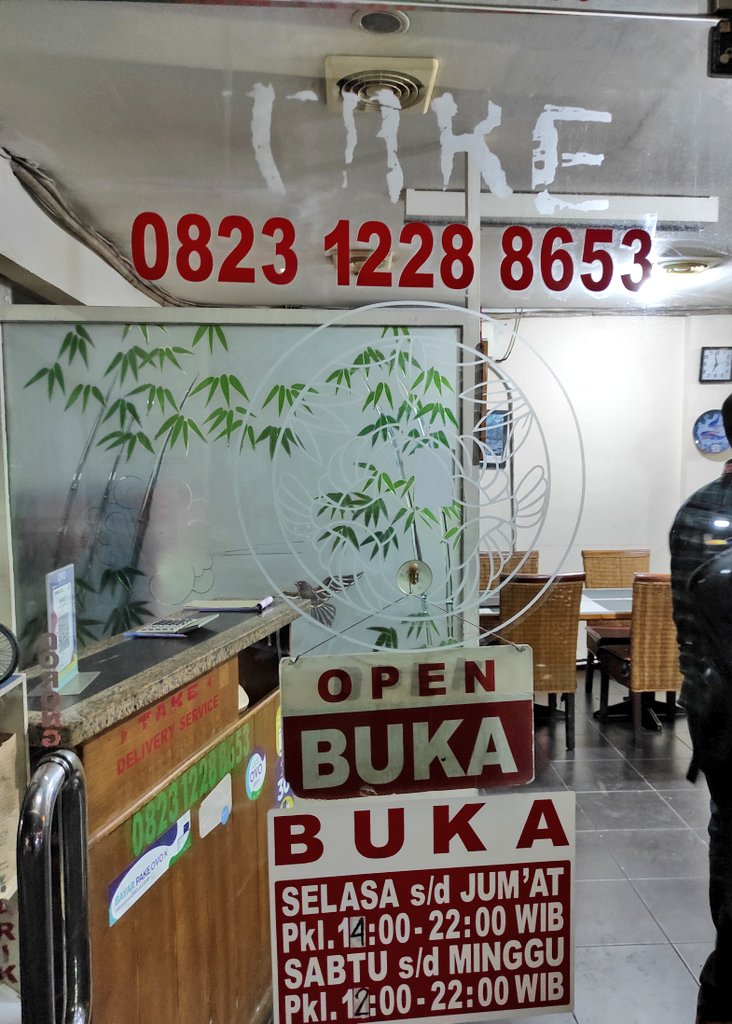 Diajakin temen makan di Take Japanese Restaurant di Pamulang. Dari ...