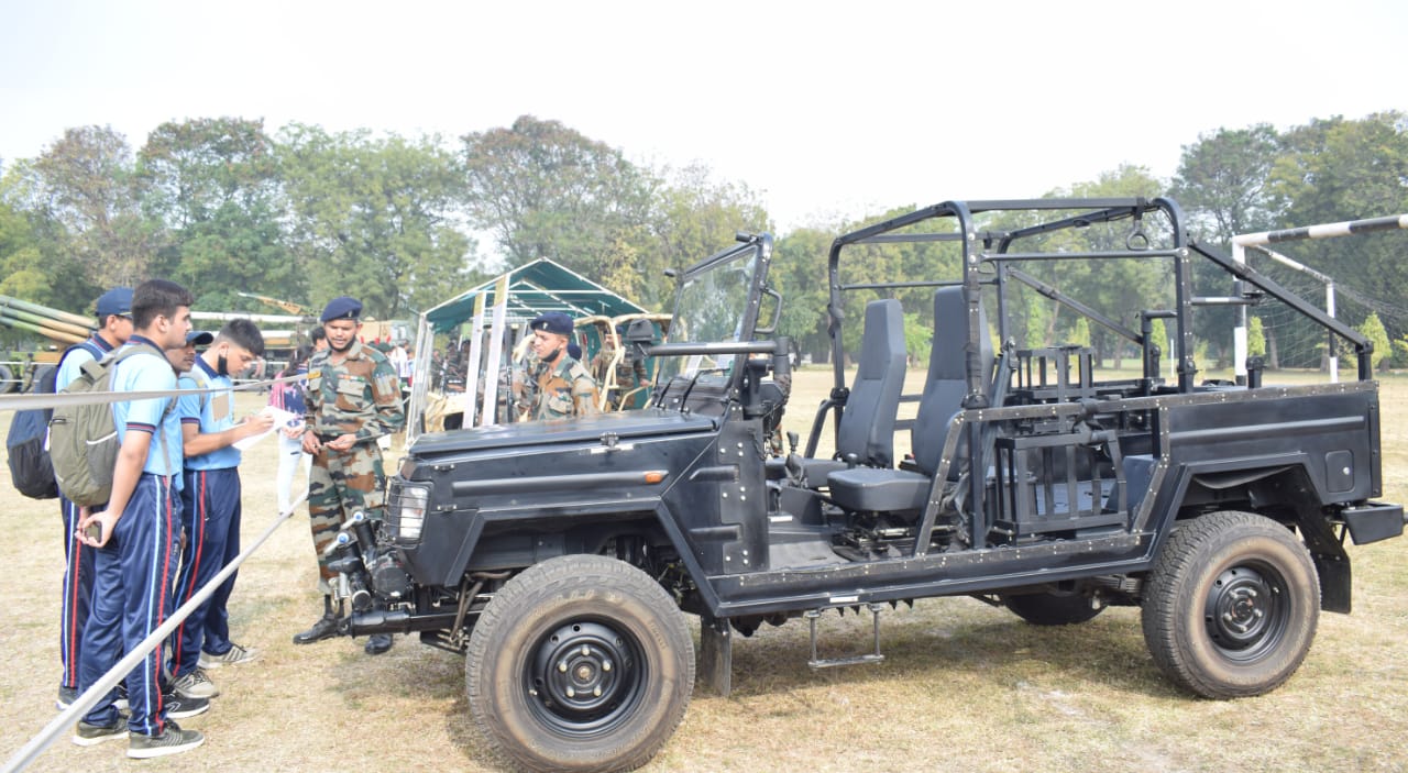 Indian Army’s EME school organizes ‘Know Your Army’ event in Vadodara ...