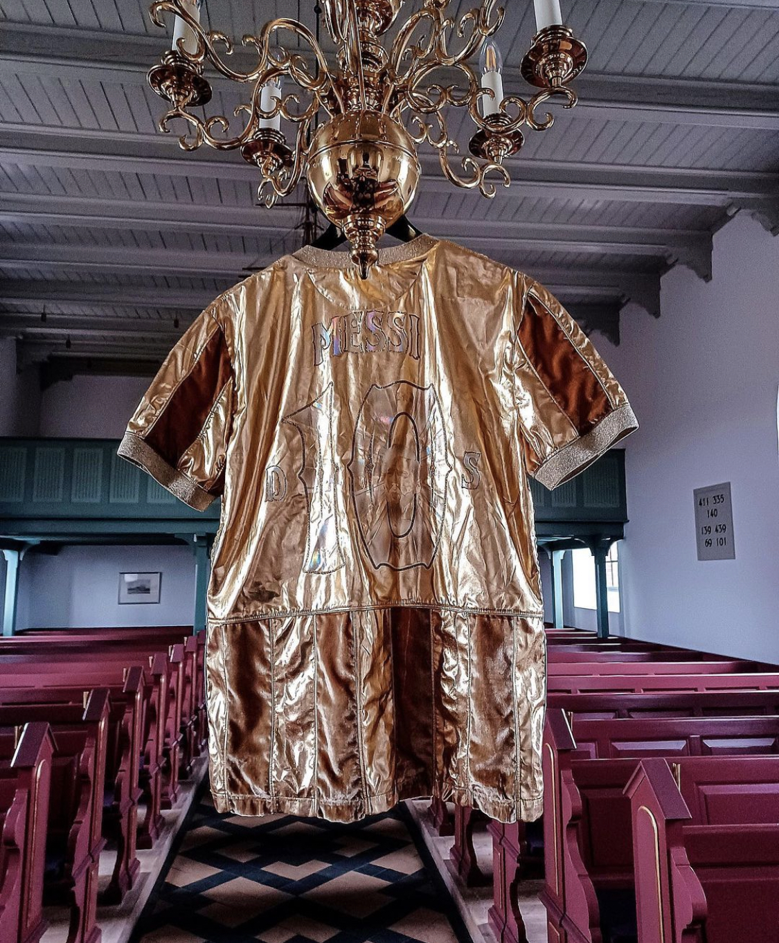 433 on Twitter: "A 👕 in honor of Lionel Messi for a golden World Cup 🤩 📸 @fokohaela https://t.co ...