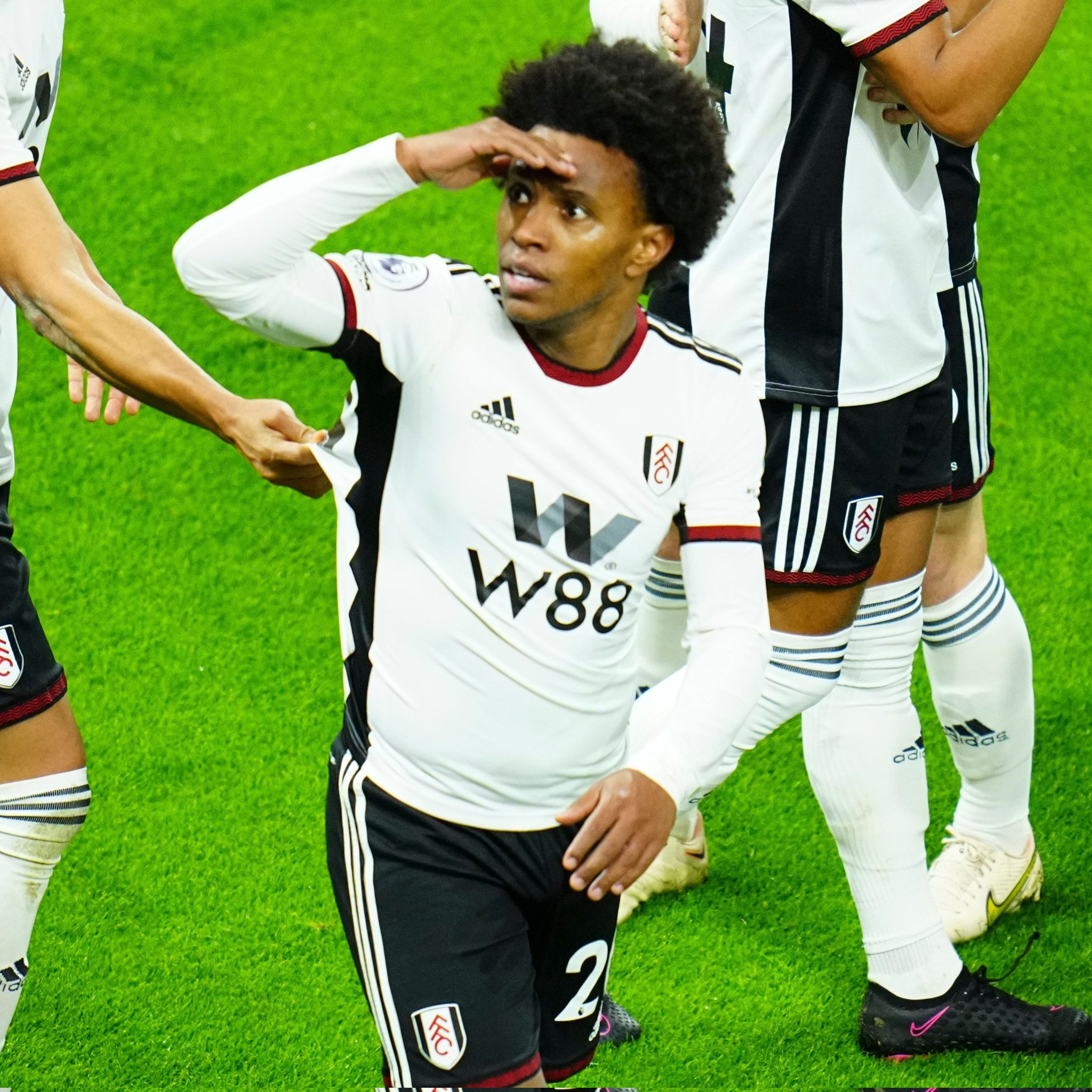 Extra Time Indonesia on Twitter: "#EPL FT : Fulham 2-1 Chelsea ⚽ Willian 25' ⚽ Vinicius 73' - ⚽ ...