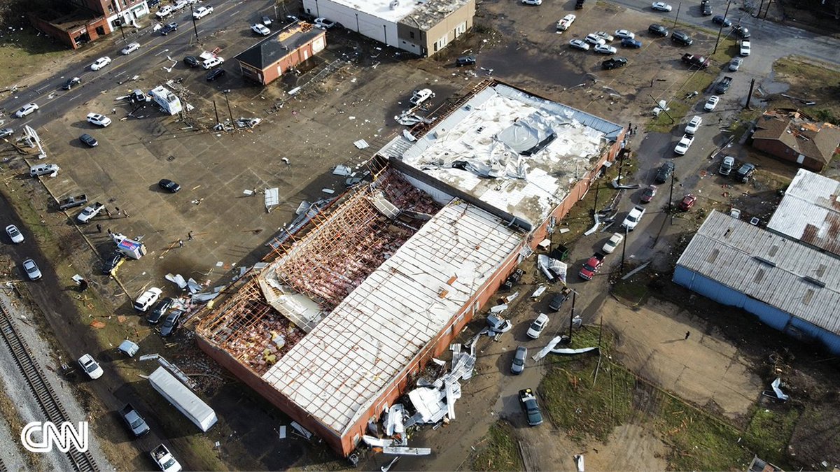 A huge tornado that tore through the Alabama city of Selma caused ...