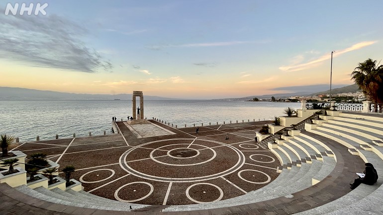 NHK 世界ふれあい街歩き on Twitter: " ・ᴥ・ 来週1/17(火)夜8時のBSP『街歩き』は･･･ #イタリア のレッジョ・カラブリア！ 撮影は2022年11月～12月だワン♪ ...
