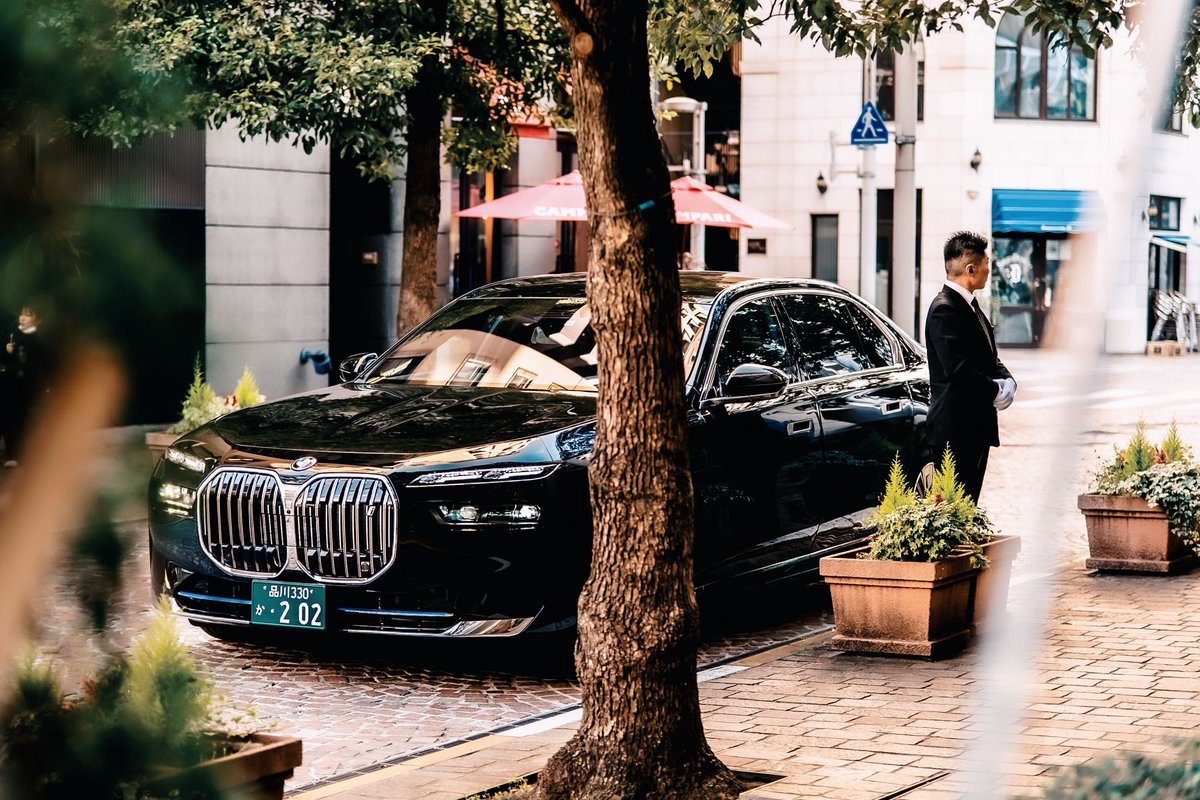 herotrblog on Twitter: "RT @MKofficial_PR: 京都MKと東京MKで導入しているBMWの電気自動車「BMW i7」の写真が届きました！こちらの車両は貸切 ...