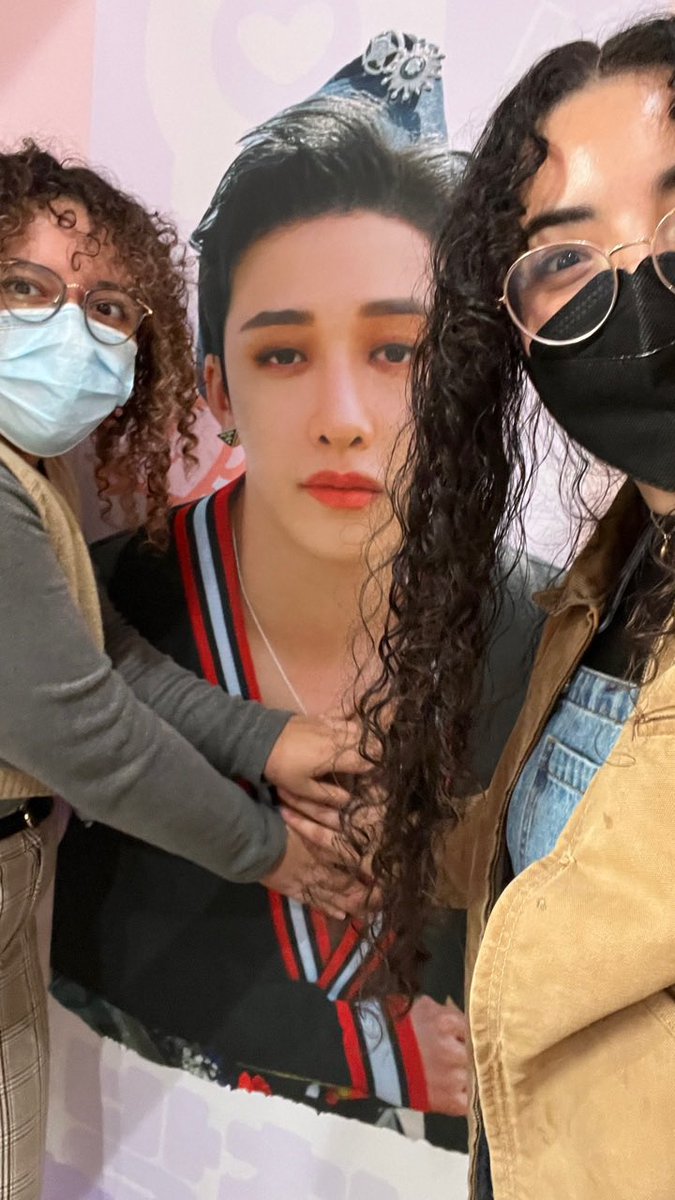 Sa ️ ️ fan account #lovestay | semi ia on Twitter: "CHAN LUV😭😭😭😭"