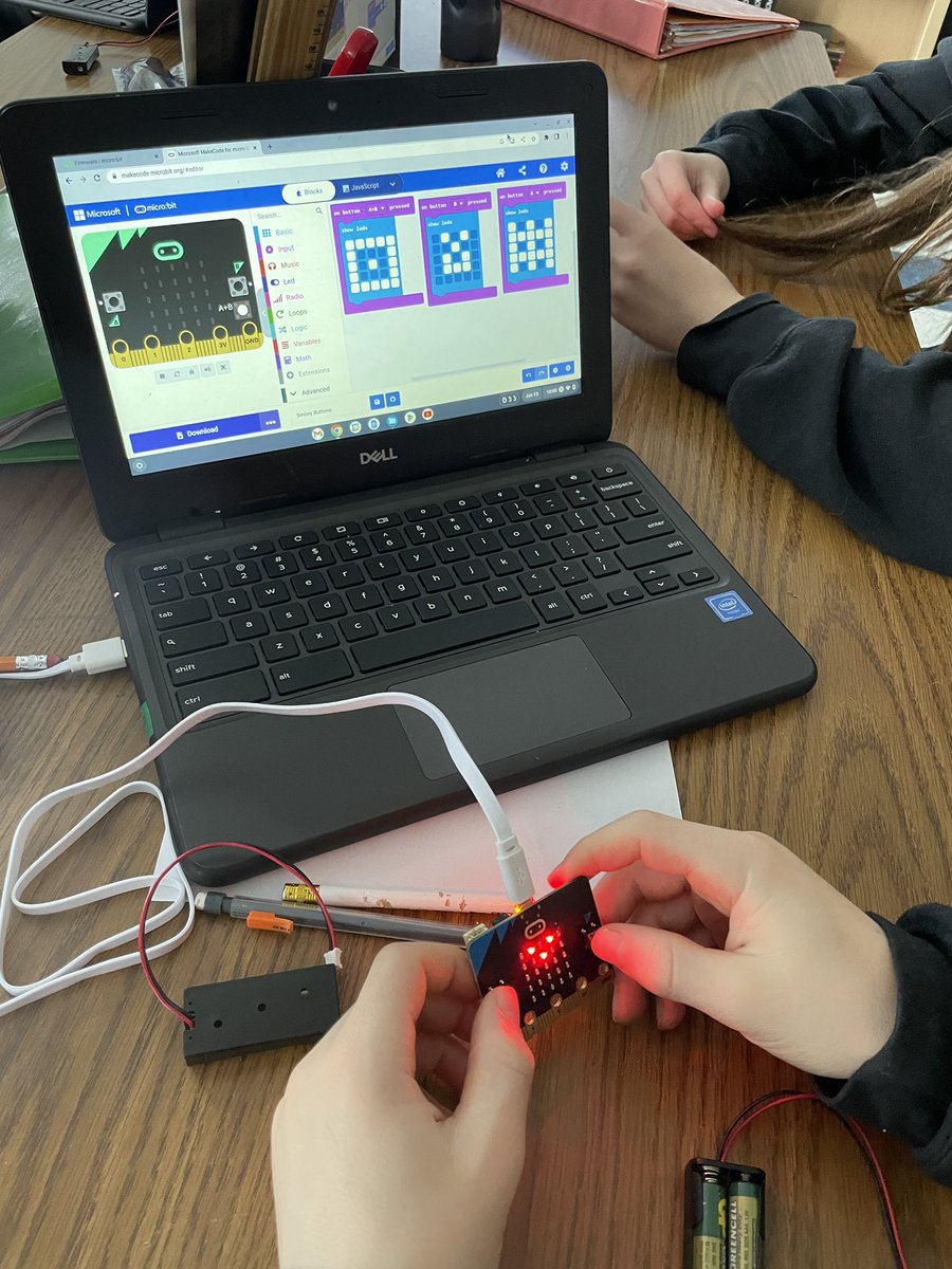 Microbit Educational Foundation On Twitter Rt Mstarbutt Friyay Coding With Microbitedu 👾 3497