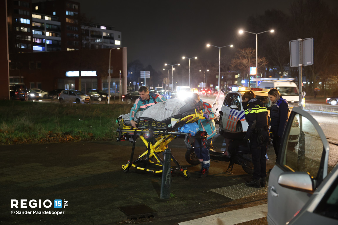 Regio15.nl on Twitter: "Over de #Neherkade gesproken.... Aanrijding auto en scooter op de ...