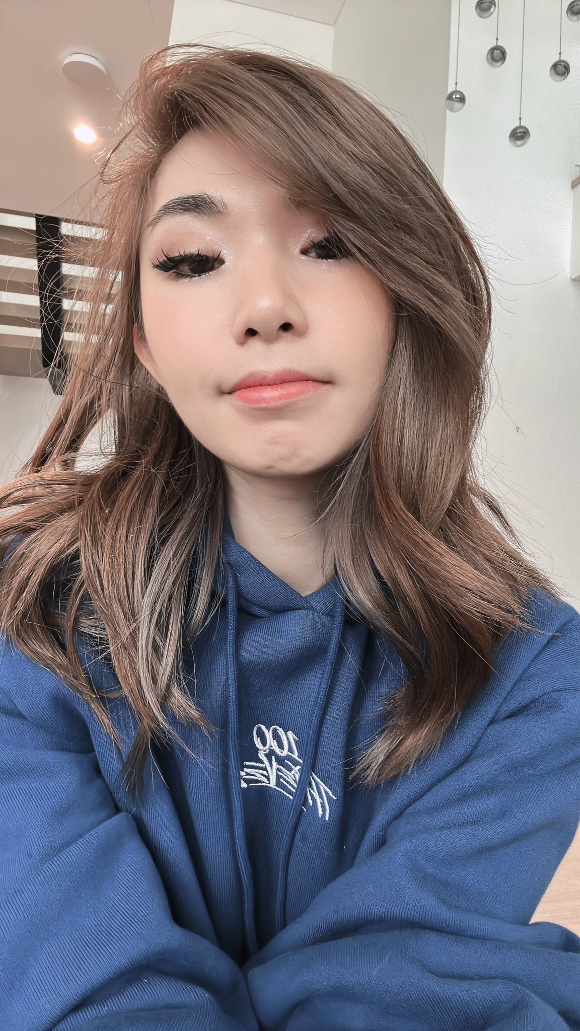 Leena Xu Model Leena Xu On Twitter : @TSMReginald Can Still Carry