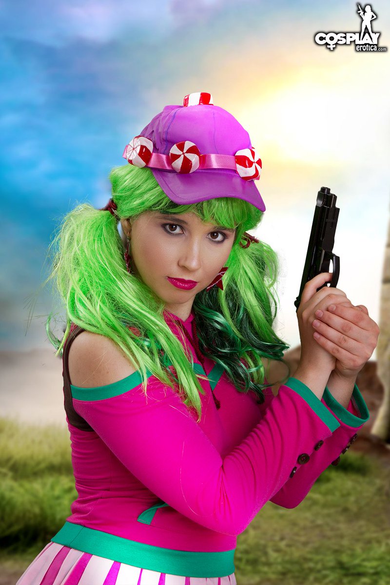 Sexy Fandom On Twitter Sexy Fandom Cosplay Eroticas Stacy Goes Hunting As Zoey From Fortnite