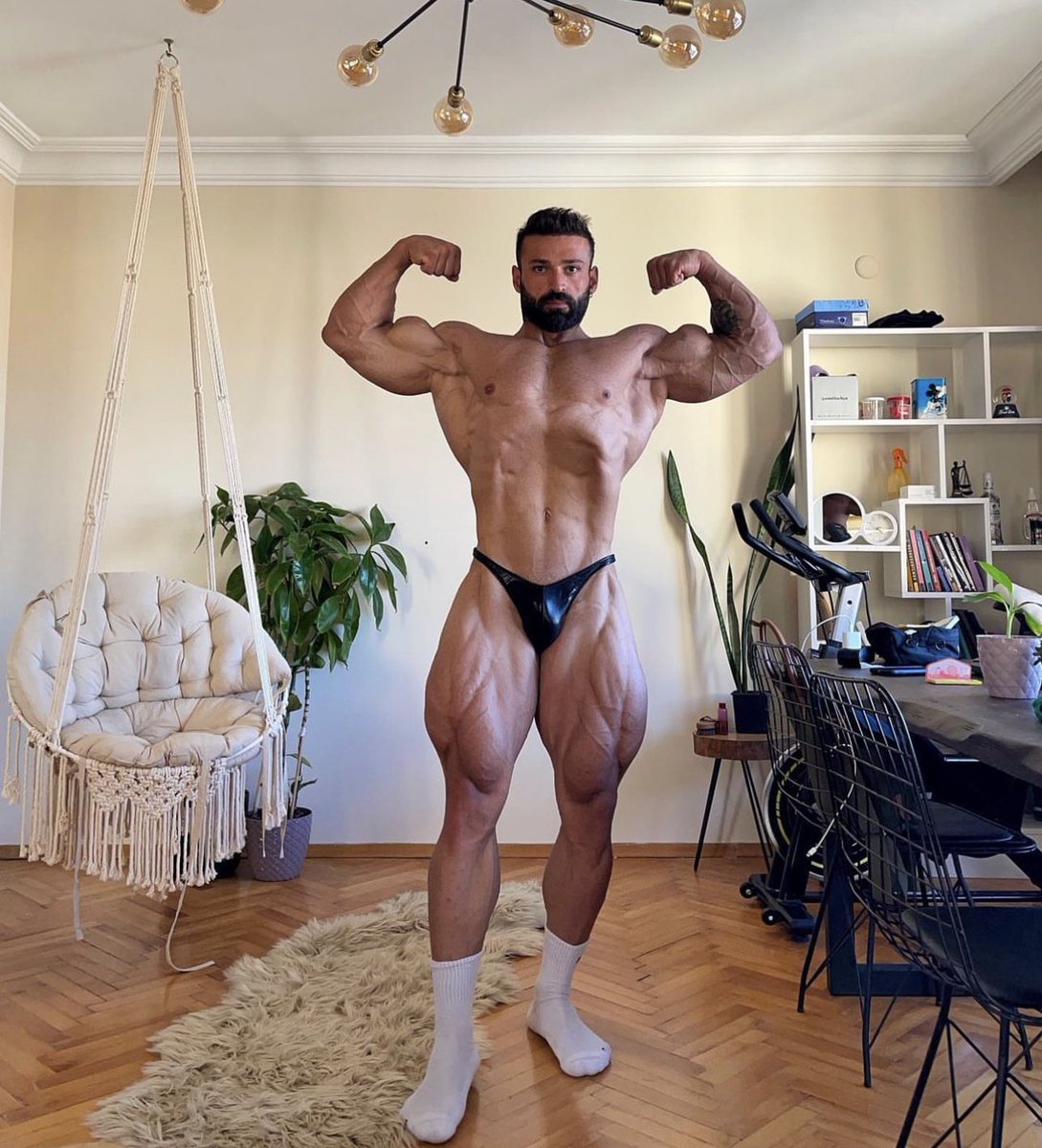 Muscle Worship on Twitter: "RT @MuscleJacking: Muscle stud, Mustafa Yildiz 🇹🇷"